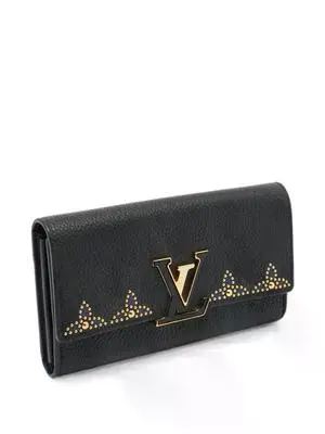 LOUIS VUITTON 2018 Capucines Studded Wallet