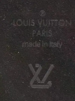 LOUIS VUITTON Re-trunk Monogram Chain Iphone 14 Pro Case
