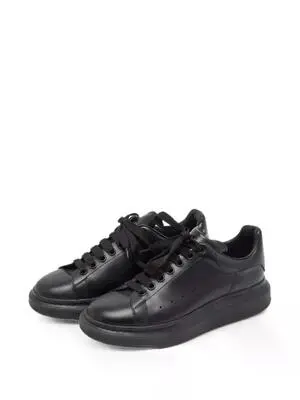Alexander McQueen Oversized Lace-up Sneakers - Black