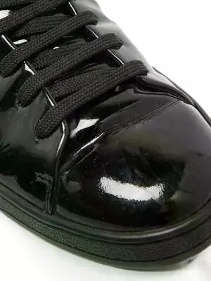 LOUIS VUITTON Frontrow Low-top Sneakers