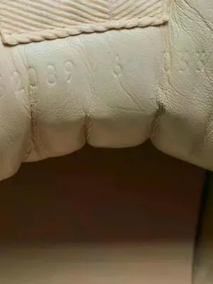 Gucci Rhyton Mouth-print Leather Sneakers - Neutrals