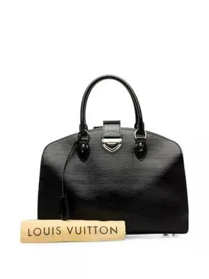 LOUIS VUITTON 2008 Epi Pont Neuf Gm Handbag - Black