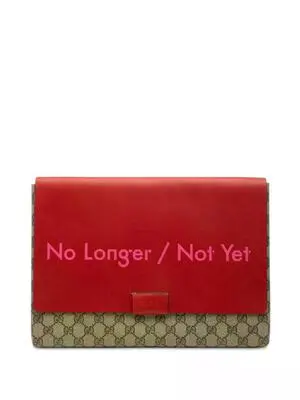 Gucci Gg Supreme Clutch Bag - Neutrals
