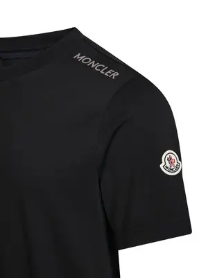 Moncler Logo Detailed Crewneck T-shirt - Black