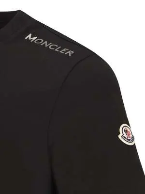Moncler Logo Detailed Crewneck T-shirt - Black