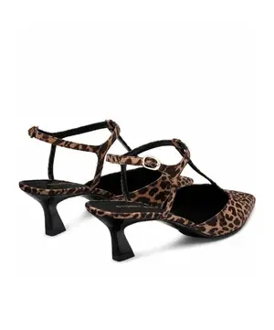 STUART WEITZMAN Vinnie T-strap Pump - Leopard