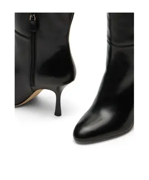 STUART WEITZMAN Madison Boot 85