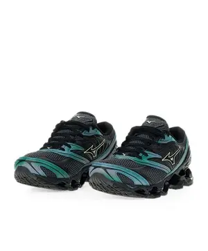 Mizuno Round Toe Lace-up Sneakers