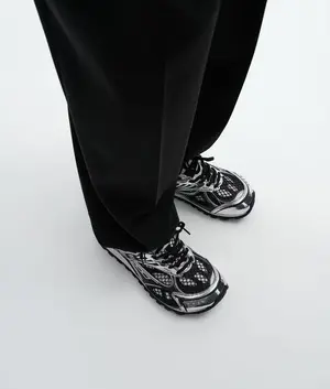 Bottega Veneta Orbit Sneaker - Black/silver