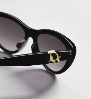 Dior Cat Eye Sunglasses - Black