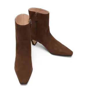 STUART WEITZMAN Stassi Zip Bootie 50
