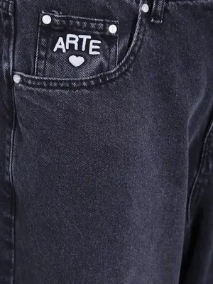 ARTE ANTWERP Faded-effect Logo-patch Jeans