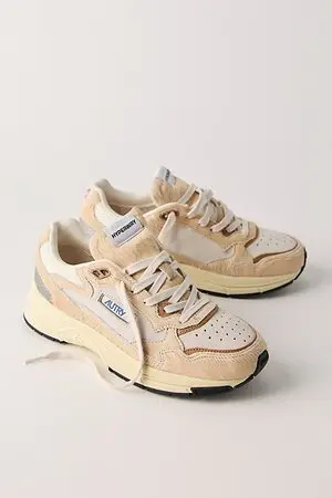 AUTRY Hyperway Hair-on Low-top Sneakers