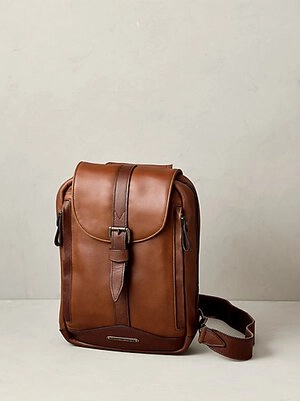 Overland Fairfield Leather Crossbody Travel Bag Tan
