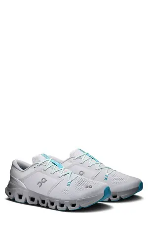 On Cloud X 5 Training Shoe - Frost/alloy