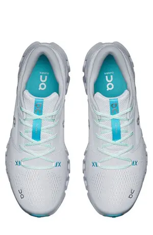 On Cloud X 5 Training Shoe