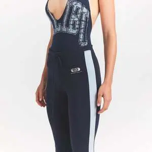 SKIMS High Waisted Legging | Blue | | Outdoor - Navy With Opal