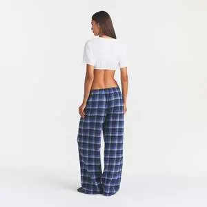 SKIMS Super Cropped V-neck T-shirt
