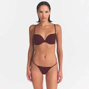 SKIMS T String Thong | Black | | Fits Everybody - Currant