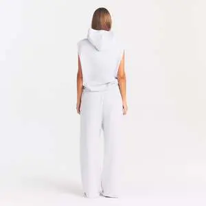 SKIMS Cotton Fleece Sleeveless Hoodie - Light Heather Grey