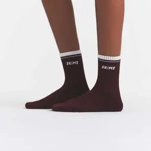 SKIMS Ribbed Quarter Crew Logo Sock 3 Pack | Grey | Large | Socks - Currant Snow Multi
