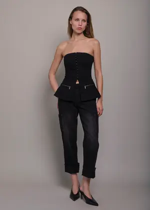 TT STUDIOS Hannah Capri