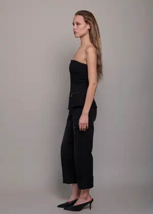 TT STUDIOS Hannah Capri