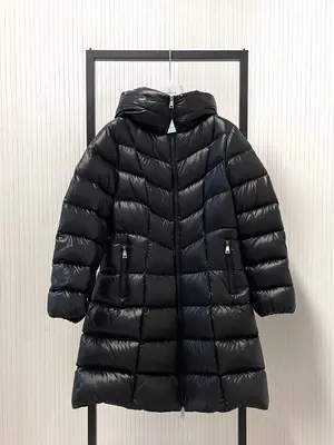 Moncler Marusse Hooded Mid-length Down Jacket