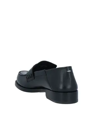 MAISON MARGIELA Minimal Solid Flat Shoes