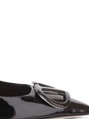 Valentino Garavani Vlogo Signature Pointed Toe Pumps
