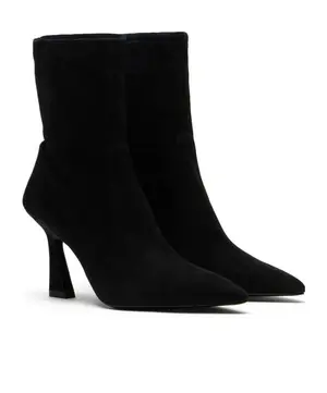 STUART WEITZMAN Vinnie Bootie 85