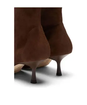 STUART WEITZMAN Madison Bootie 60 - Cigar