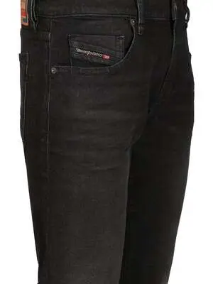 DIESEL® Slim Jeans D-strukt 0kial