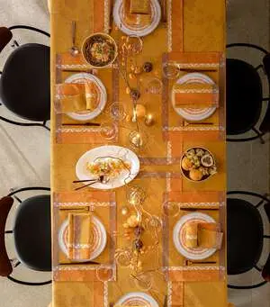 LE JACQUARD FRANÇAIS Cotton Manor Lane Tablecloth