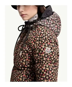 Moncler Becfigue Hooded Down Jacket - No