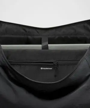 Lululemon Extra-large Slouchy Shoulder Bag 24l - Black