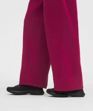 Lululemon Scuba Evolve Straight-leg Pant - Raspberry Rave