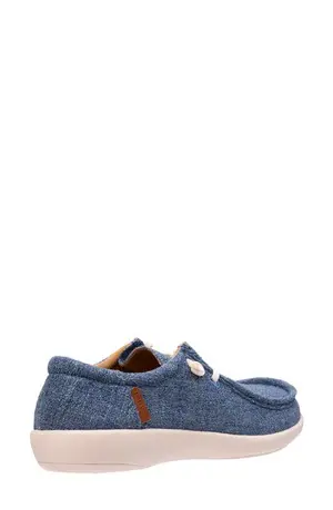 REVITALIGN Carefree Slip On Sneaker