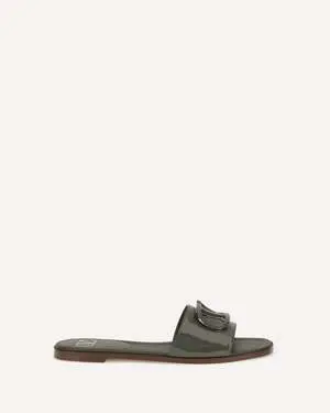 Valentino Garavani Vlogo Patent Leather Slide Sandals - Green