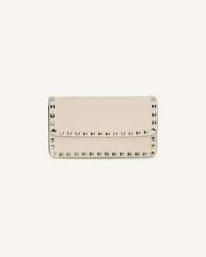 Valentino Garavani Rockstud Chain Wallet - Cream