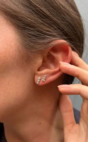 VICE VERSA 14k Yellow Kin Studs