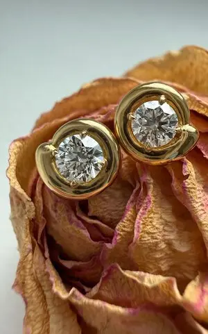 VICE VERSA 14k Yellow Diamond Stud Earrings