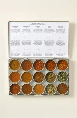 UNCOMMON GOODS Grill Master's Global Seasoning Kit