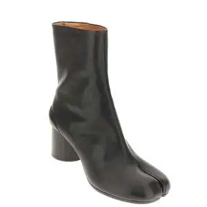MAISON MARGIELA Tabi Leather Ankle Boots