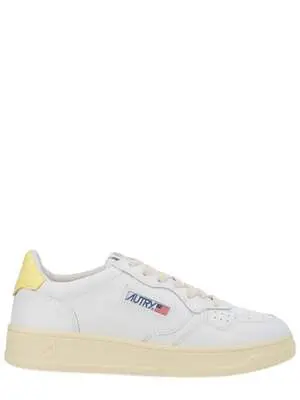 AUTRY AUTRY Low-Top Leather Sneakers With Perforated Detailing White