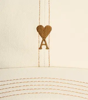 AMI Paris De Coeur Cap
