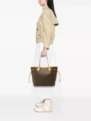 LOUIS VUITTON Monogram Canvas Neverfull Mm Tote Bag - Brown