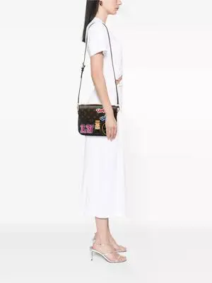 LOUIS VUITTON 2018 Monogram Patches Pochette Metis Satchel - Brown