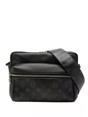LOUIS VUITTON Monogram Taigarama Outdoor Messenger Bag - Black