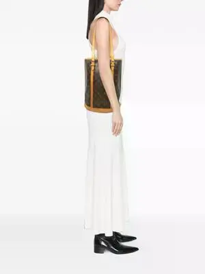 LOUIS VUITTON Monogram Gm Bucket Bag - Brown